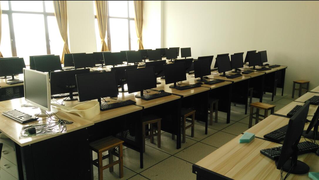 Xiangyang No.4 Middle School In China - vCloudPoint